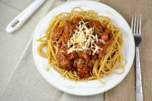 Easy Meatless Spaghetti Recipe - Build Your Bite