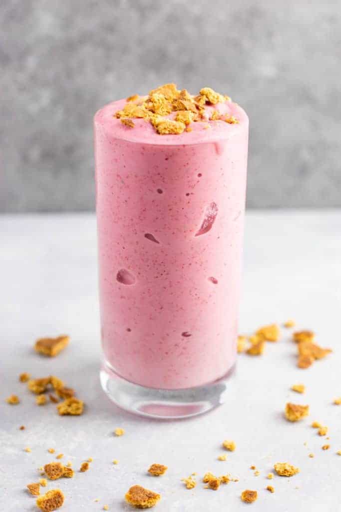 Healthy Strawberry Cheesecake Smoothie - Build Your Bite