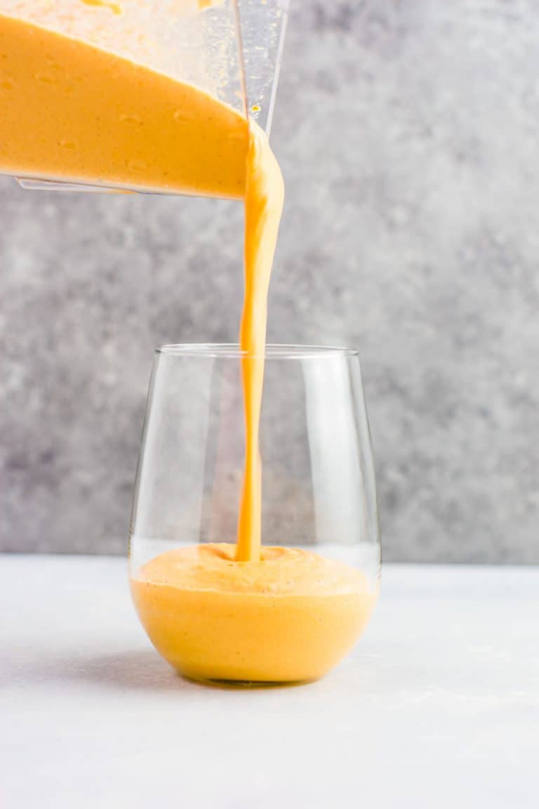Frozen Pumpkin Pie Smoothie - made with just 5 ingredients
