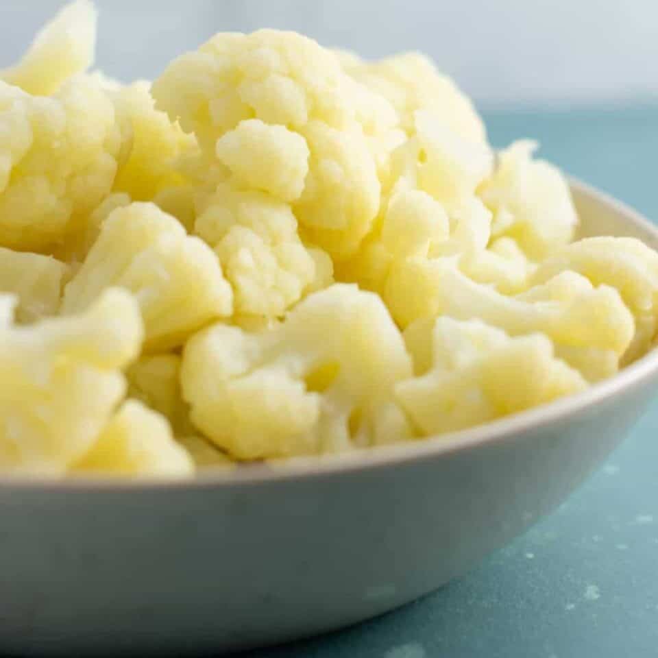 How To Steam Cauliflower - Build Your Bite