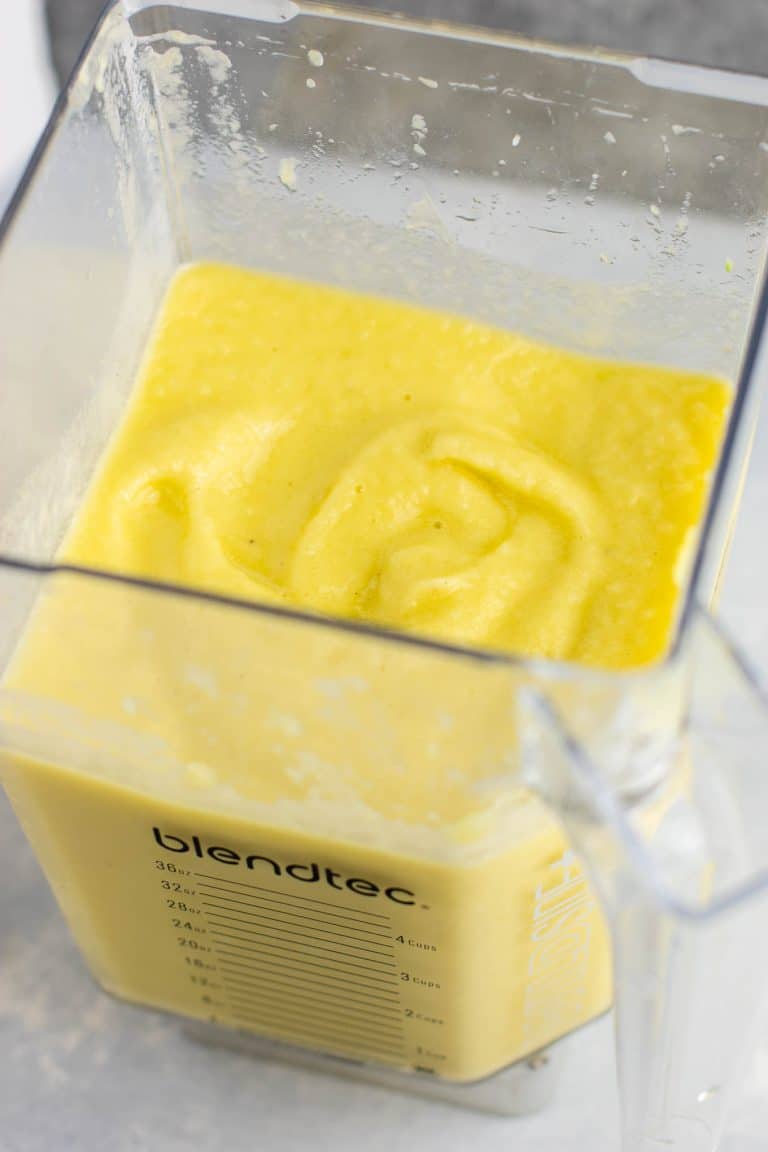 Pineapple Detox Smoothie Recipe - Build Your Bite