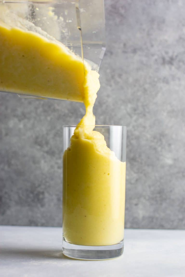 Pineapple Detox Smoothie Recipe - Build Your Bite