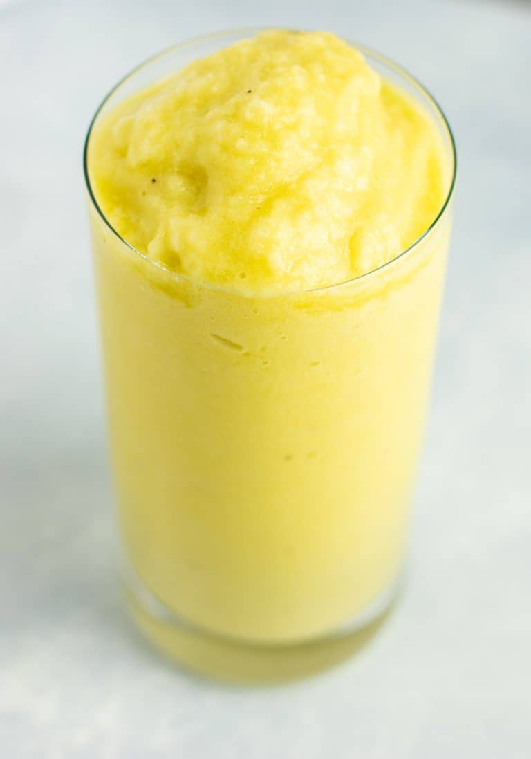 Pineapple Detox Smoothie Recipe - Build Your Bite