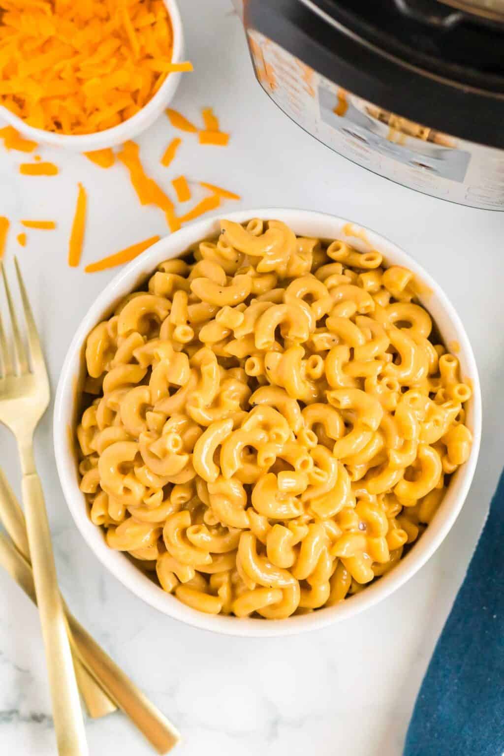 The Best Creamy Instant Pot Mac and Cheese Recipe - Build Your Bite
