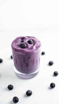 Blueberry Banana Smoothie Recipe - Build Your Bite