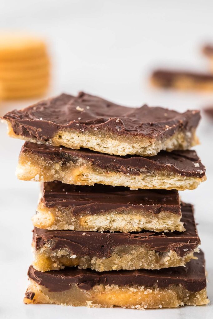 Christmas Ritz Cracker Toffee Recipe - Build Your Bite
