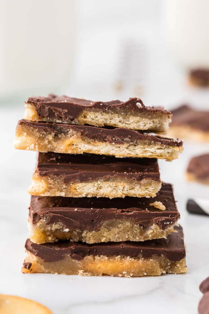 Ritz Cracker Toffee Recipe - Build Your Bite
