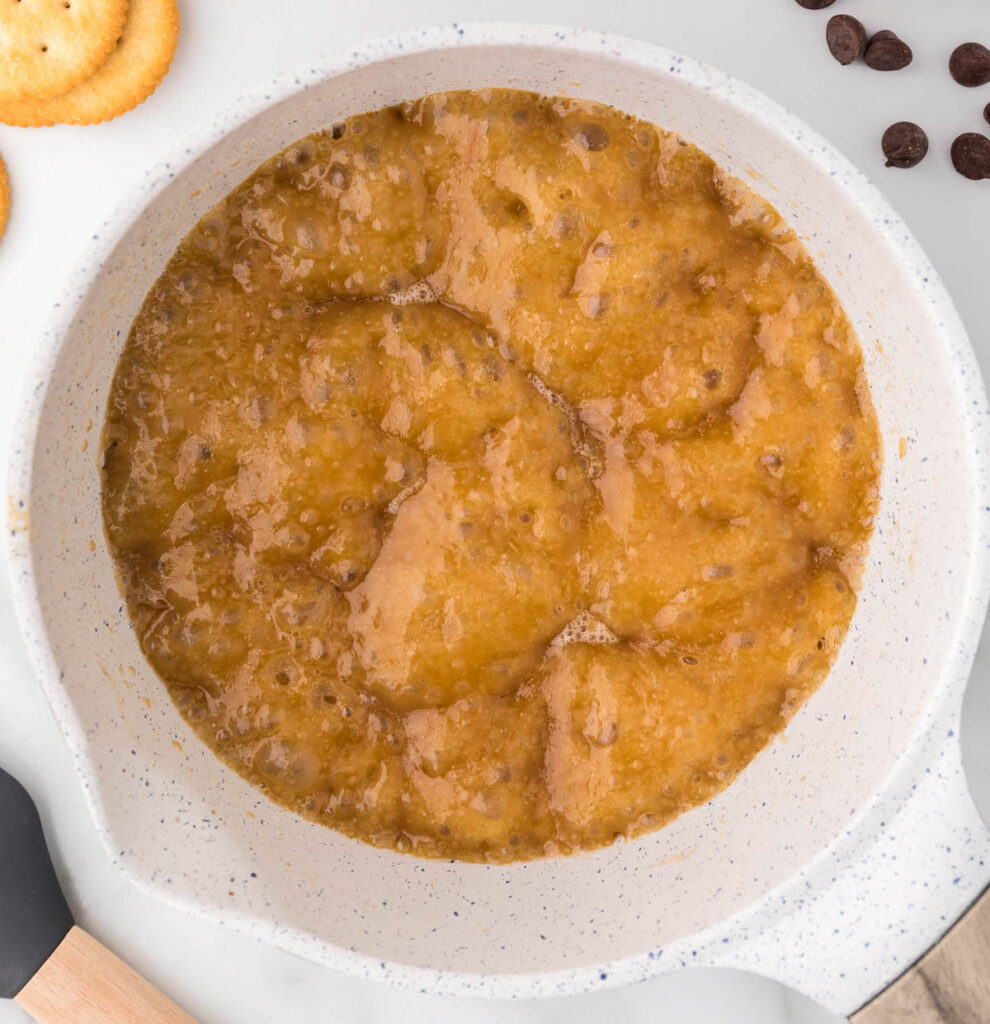 Christmas Ritz Cracker Toffee Recipe - Build Your Bite