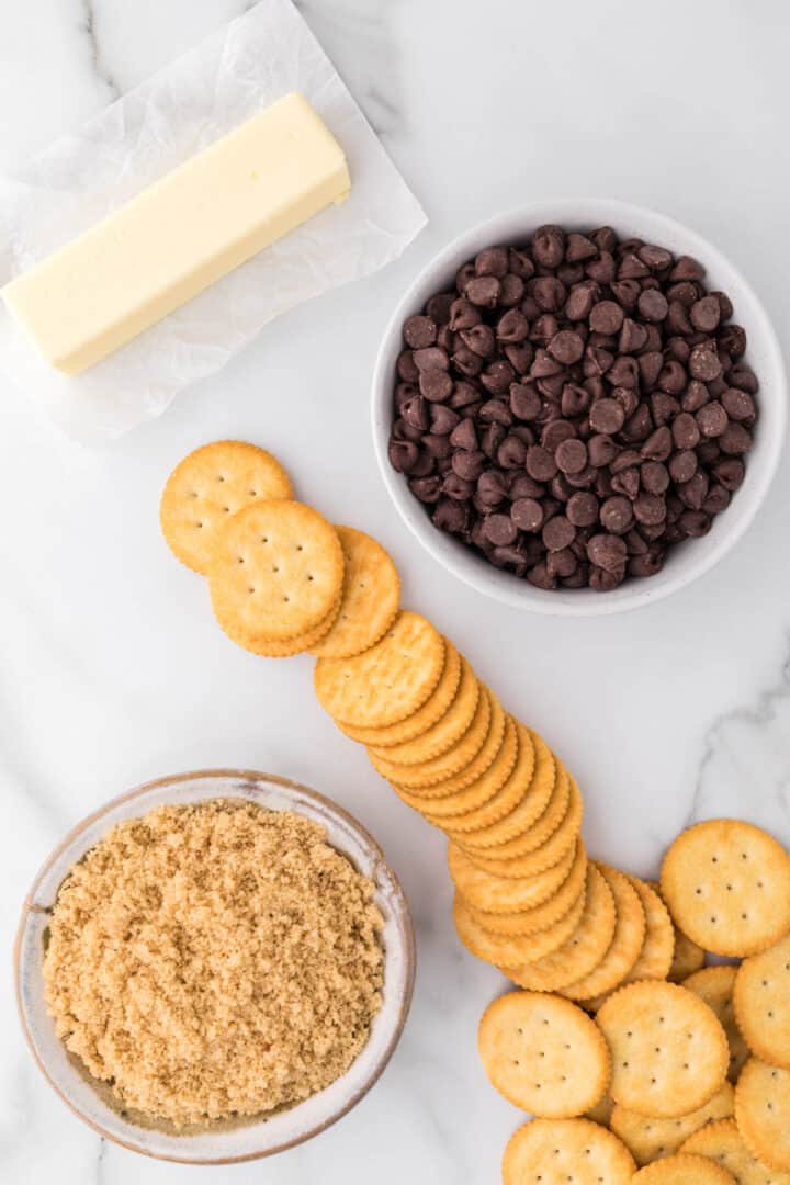 Ritz Cracker Toffee Recipe - Build Your Bite