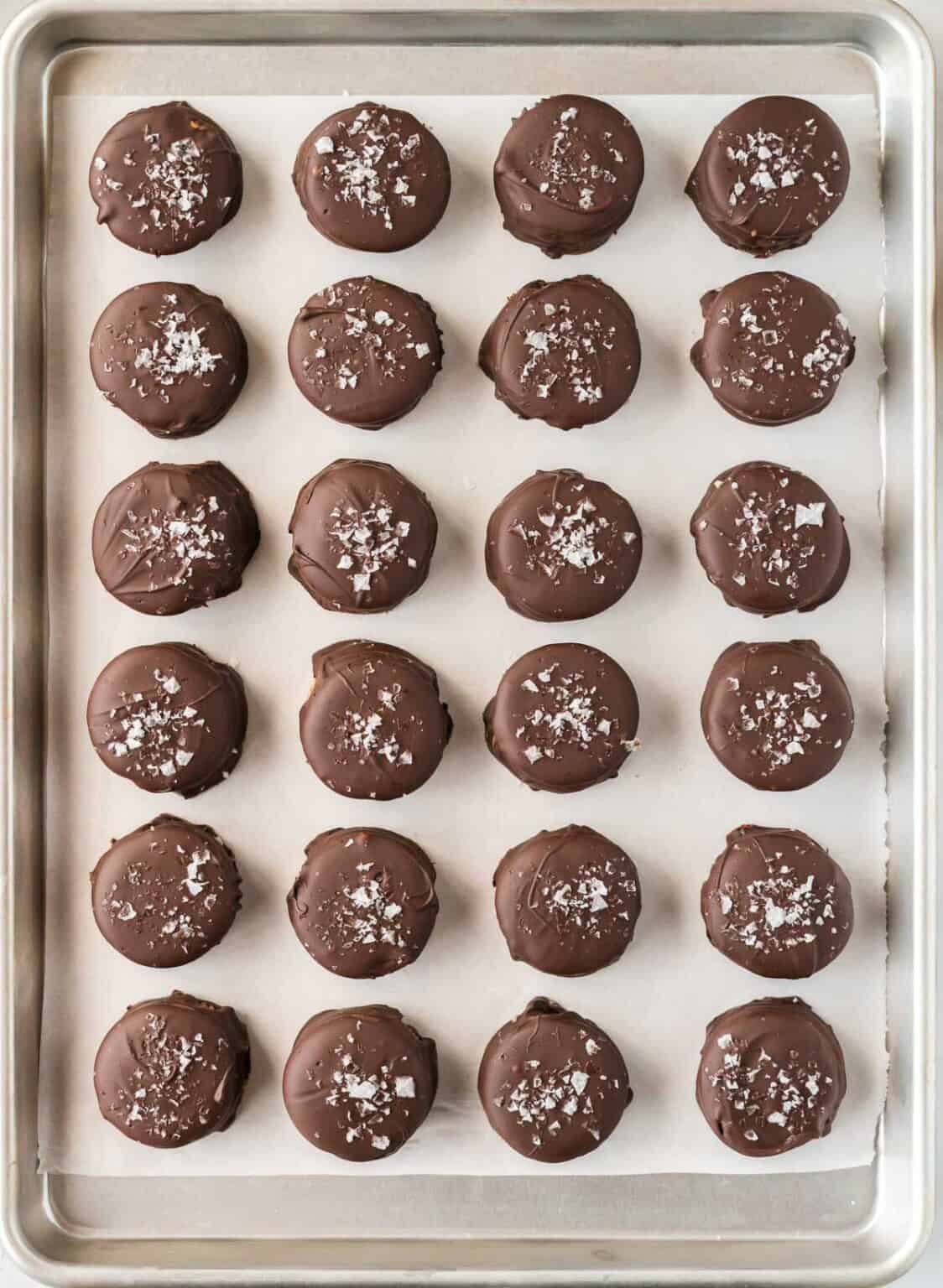 Ritz Cracker Cookies Recipe - Build Your Bite