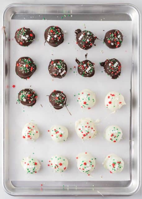 Christmas Oreo Balls - Build Your Bite