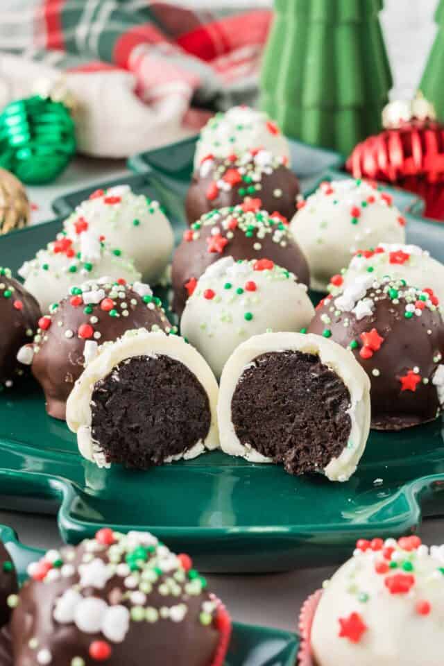 Christmas Oreo Balls - Build Your Bite