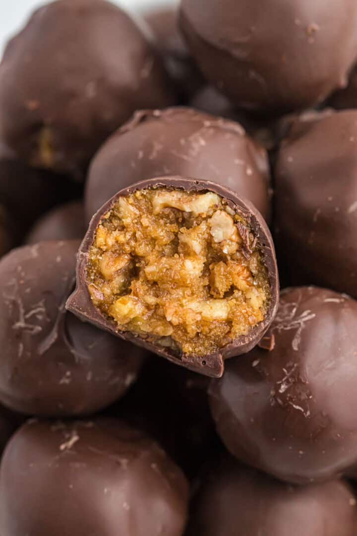 Easy No Bake Pecan Pie Balls - Build Your Bite