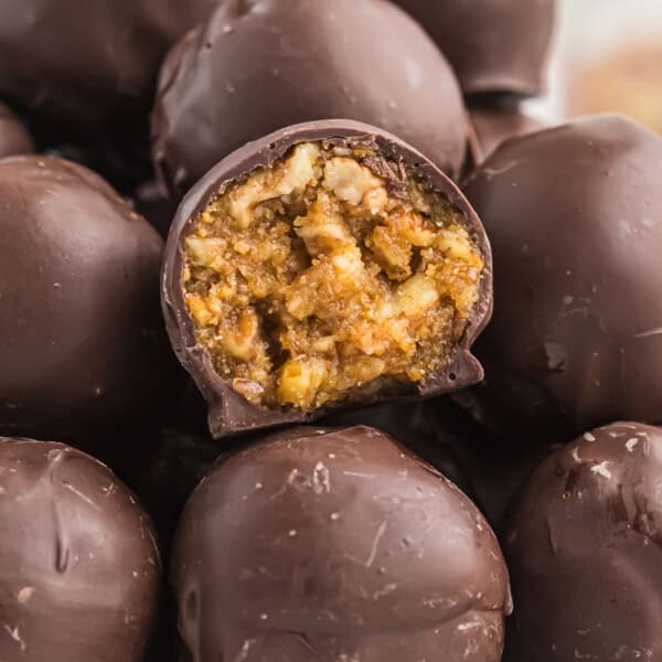 Easy No Bake Pecan Pie Balls - Build Your Bite
