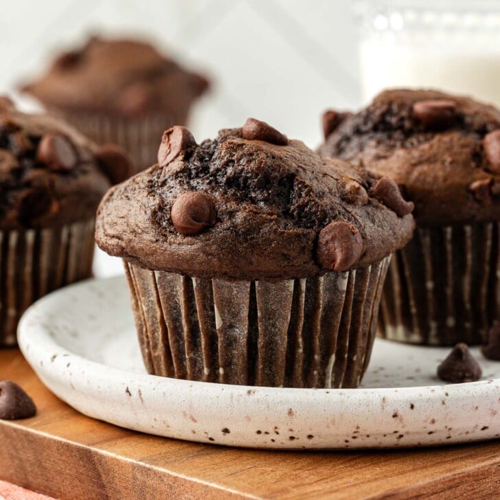 23 Quick and Easy Cake Mix Recipes - Build Your Bite